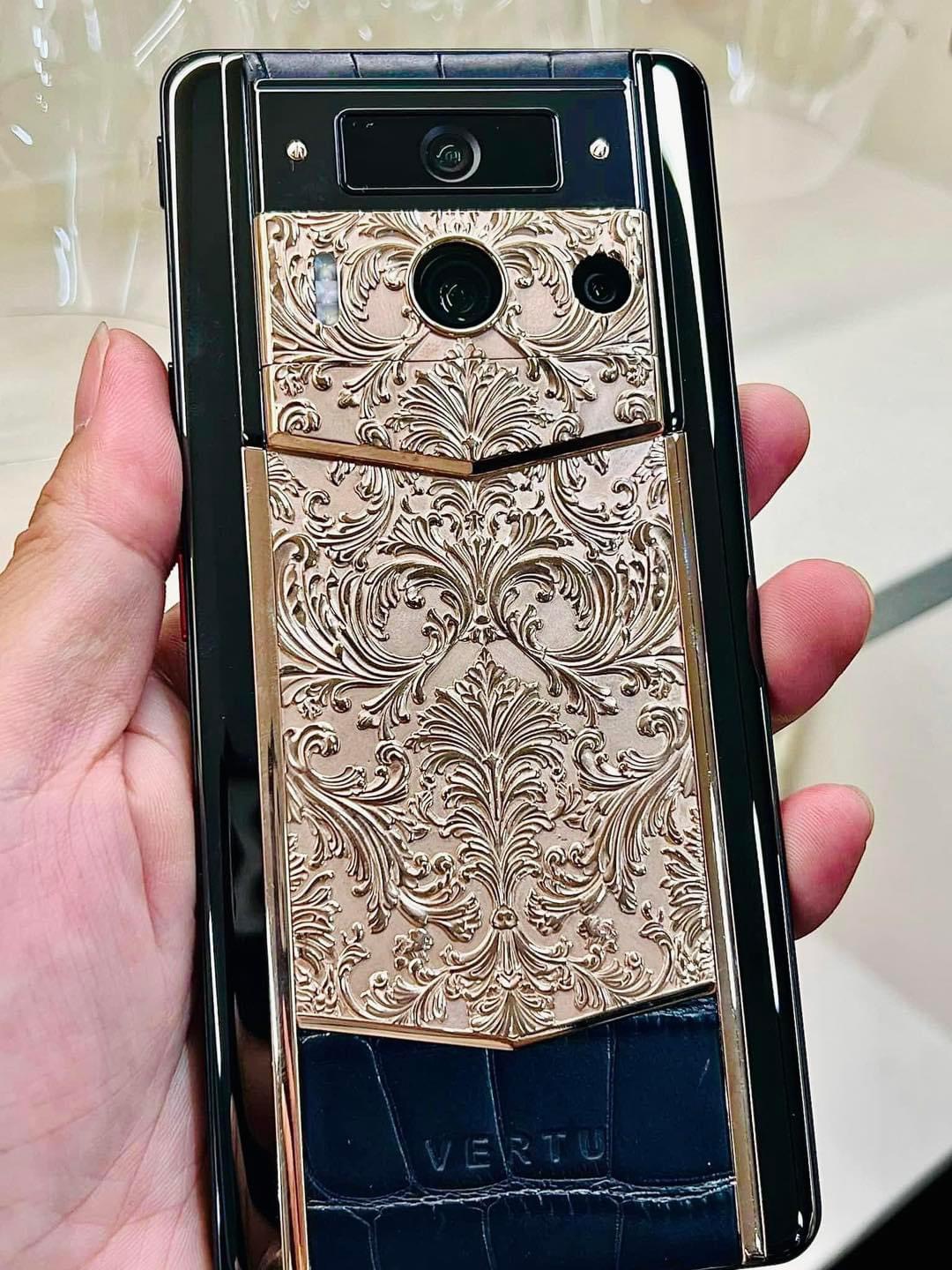METAVERTU 2 Generation Custom Golden Carved Floral Decoration with ...