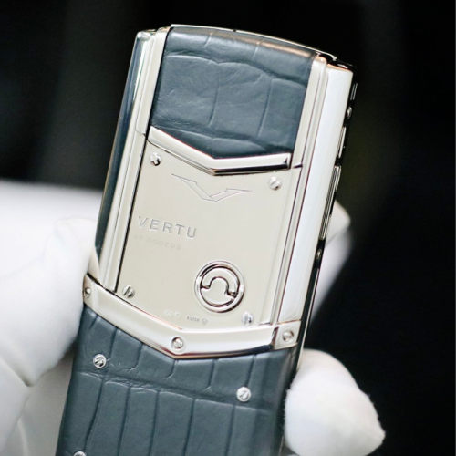 Vertu Signature S White Gold, Sapphire Keys, Grey Alligator Skin Like ...